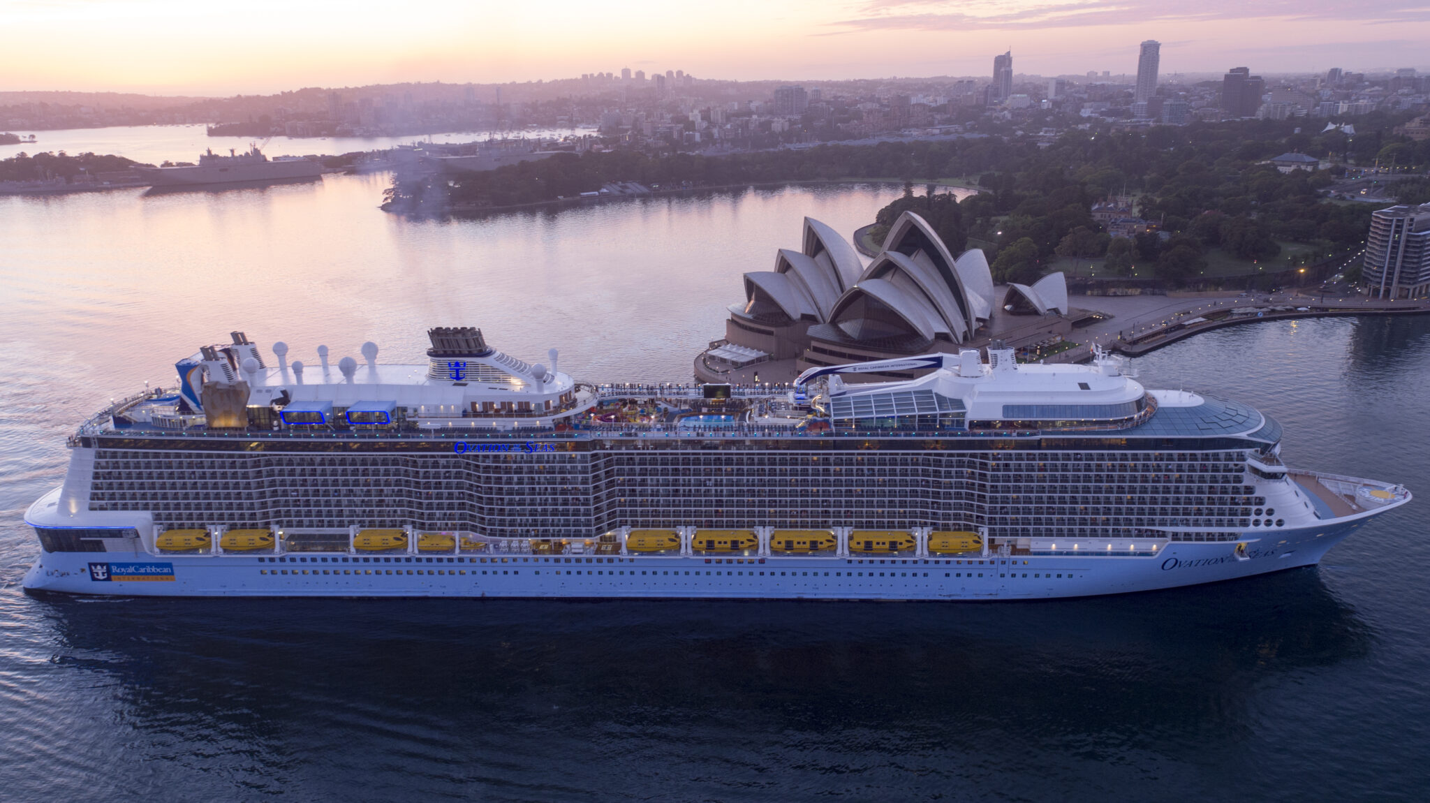 Royal Caribbean Announces Partnership with Ponting Wines Down Under ...
